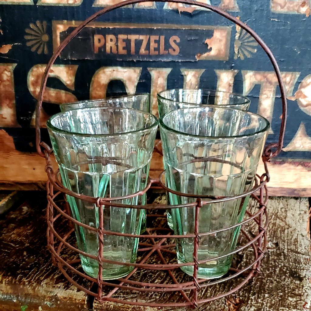 Round Wire Caddy with Four Glasses – The Historic Village at Allaire